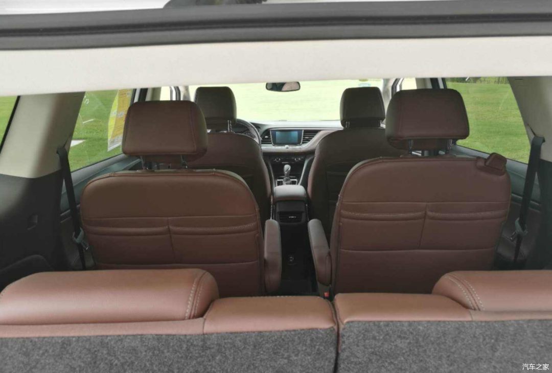 多一座多一种可能，独立座椅太香！20万内惹眼6座车，看这里！ - 知乎
