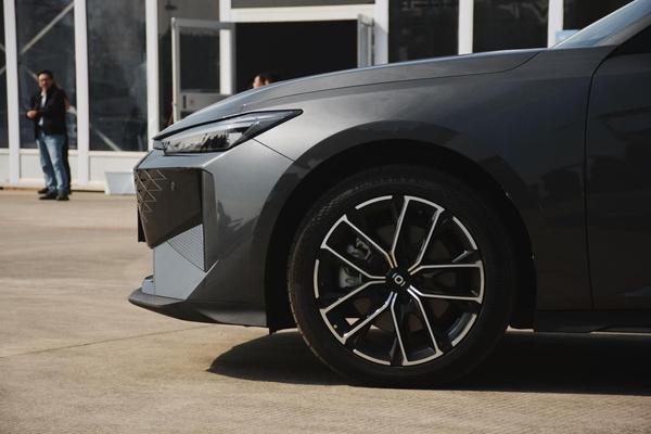 试驾官丨评测长安启源Q05＆A06，长安“混”出头了！ - 知乎