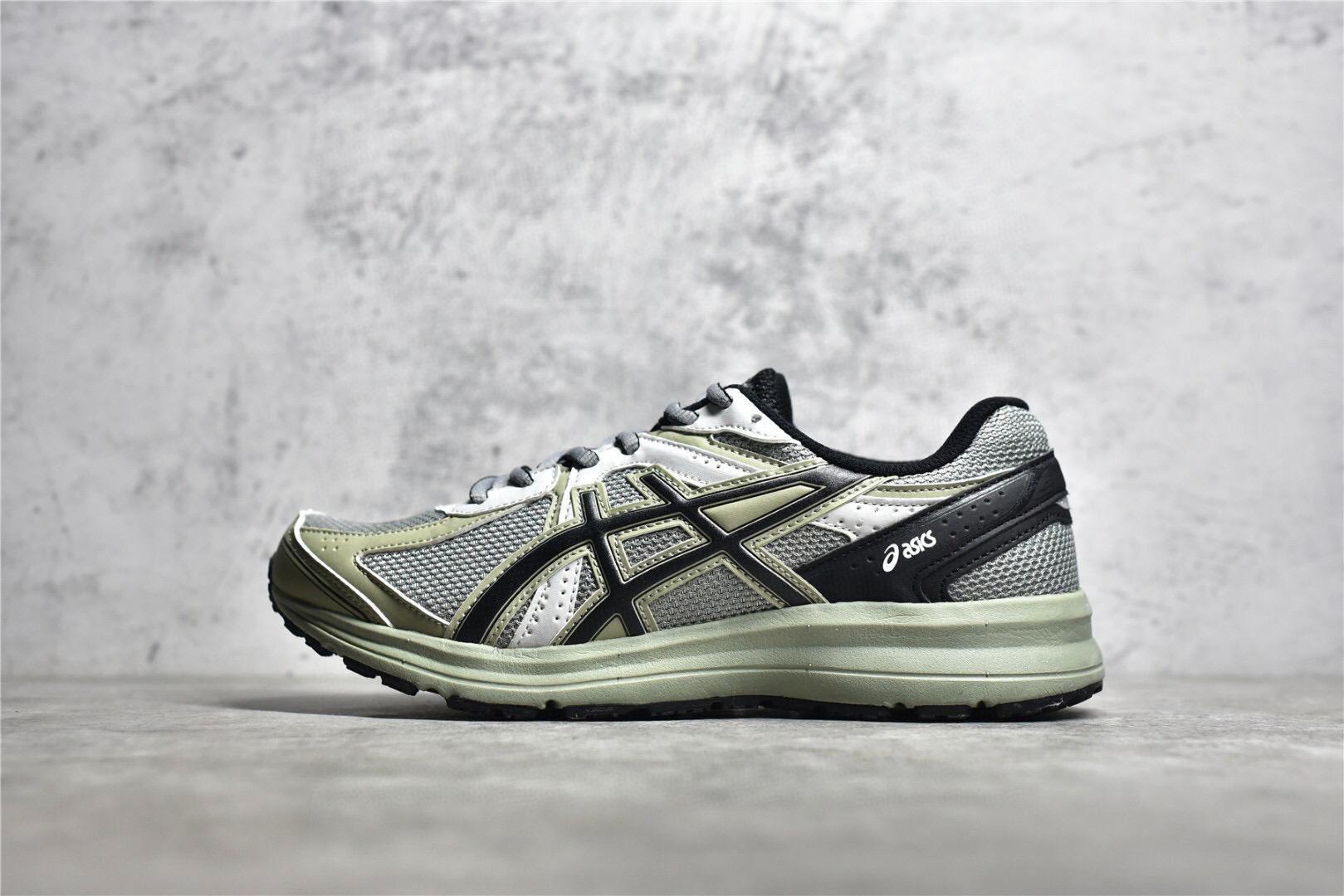 亚瑟士 Asics JOG 100S Sheetrock 石墨灰黑军绿城市运动跑步鞋 - 知乎