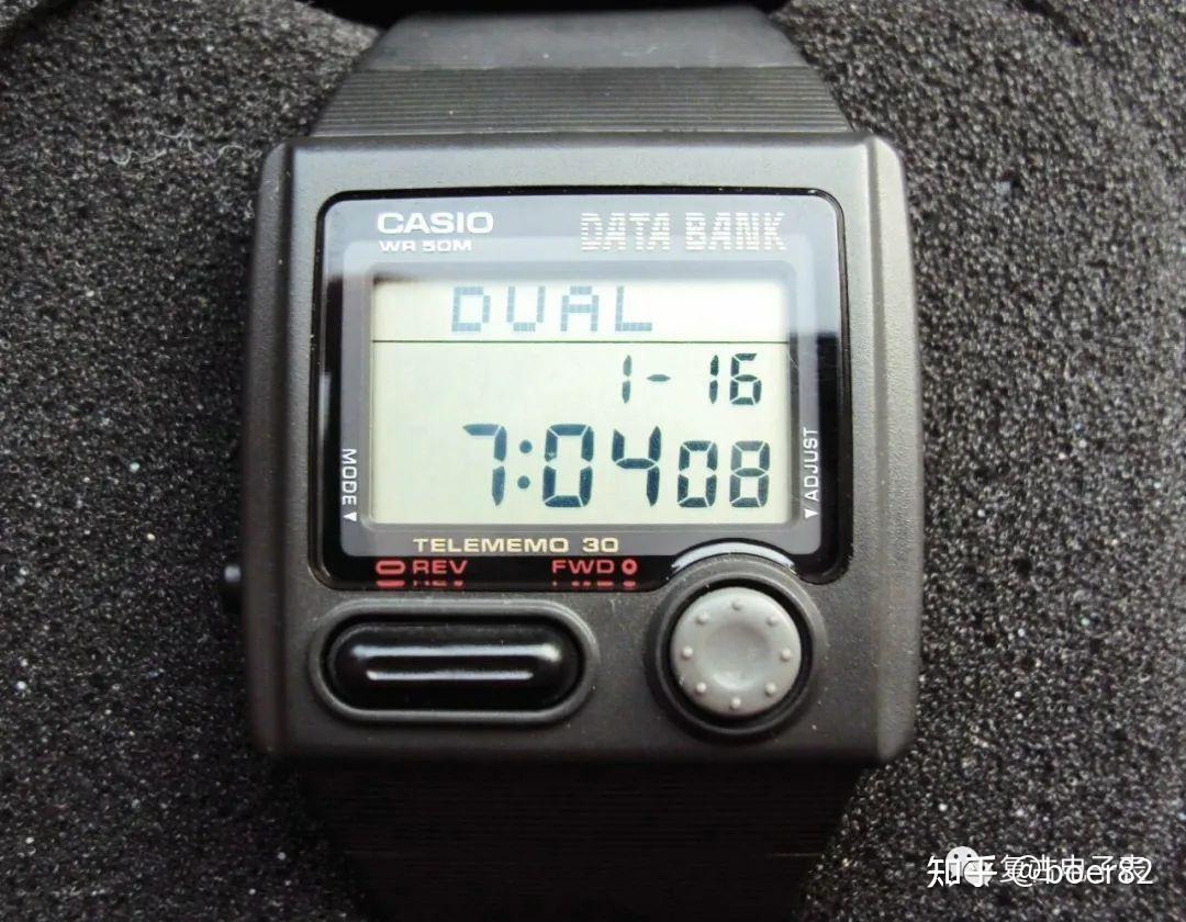奇特的转盘式复古按键数据手表——CASIO db 33 - 知乎