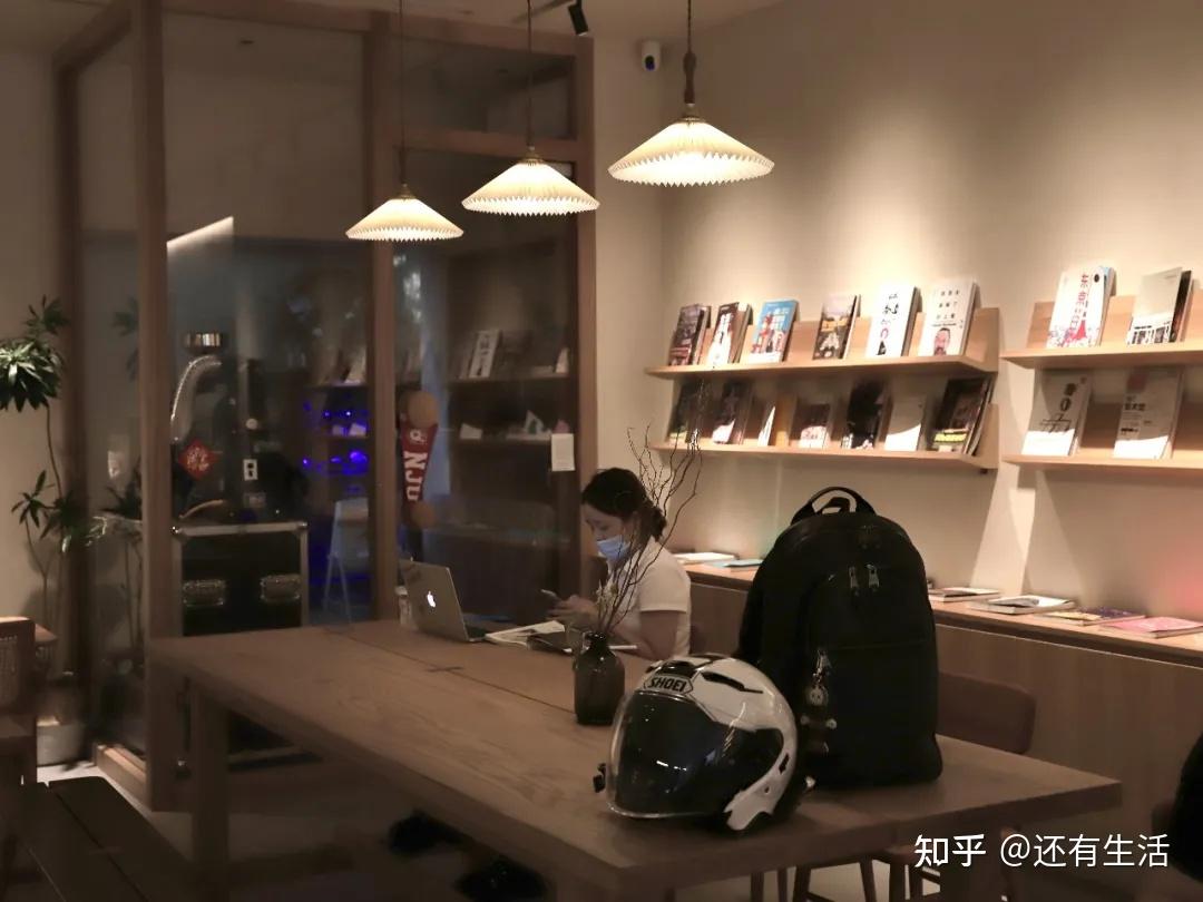 City Walk丨陶谷新村yyds - 知乎