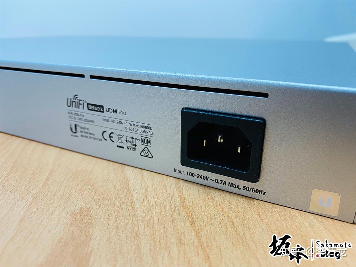像极了梦幻！UniFi Dream Machine 系列UDM & UDM Pro 开箱评测 - 知乎