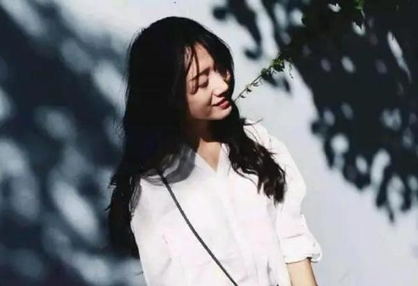 真正优秀的女人,从不纠缠,而是专注自身 知乎