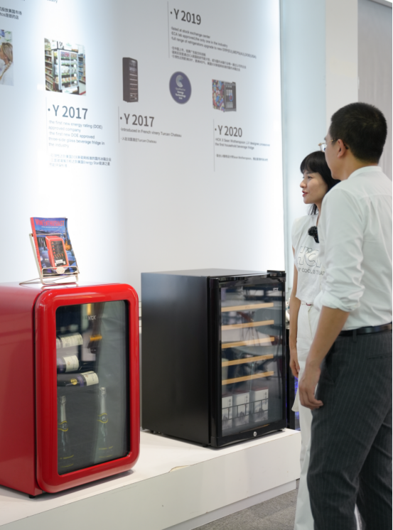 HCK哈士奇冰吧CEO接受一财商学院专访：我们要做潮流的引领者 - 知乎