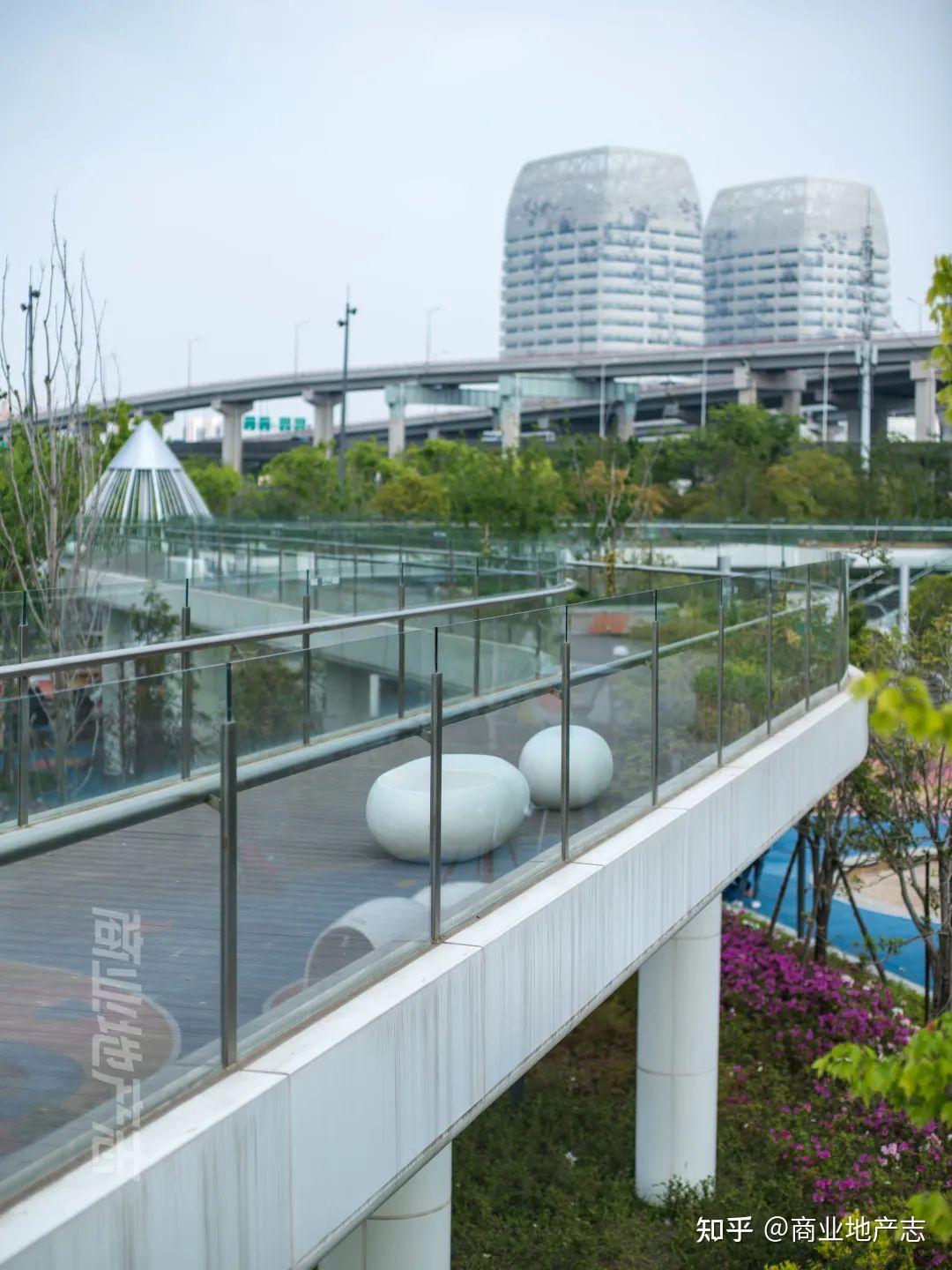 CRR百图斩｜公园里的新天地：上海蟠龙天地 - 知乎