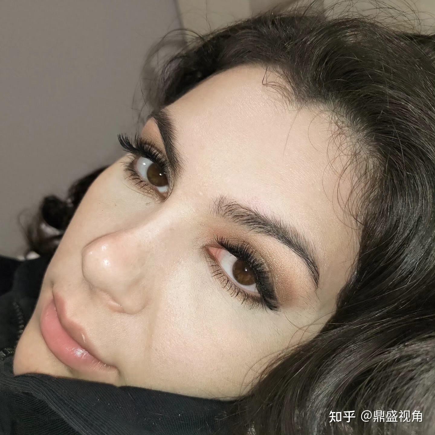 双馨，瓦伦蒂娜·纳皮 Valentina Nappi令人惊叹的身材和自然之美 知乎