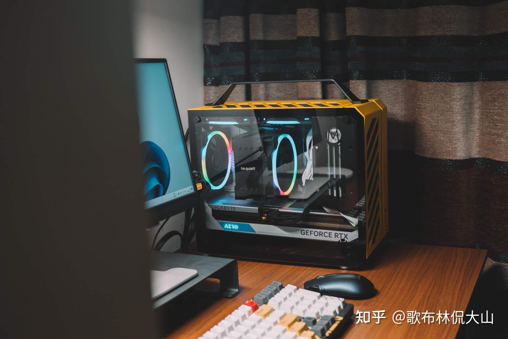 4070ti塞小机箱，颜值温控噪音我全都要：机械大师C28装机实测 - 知乎