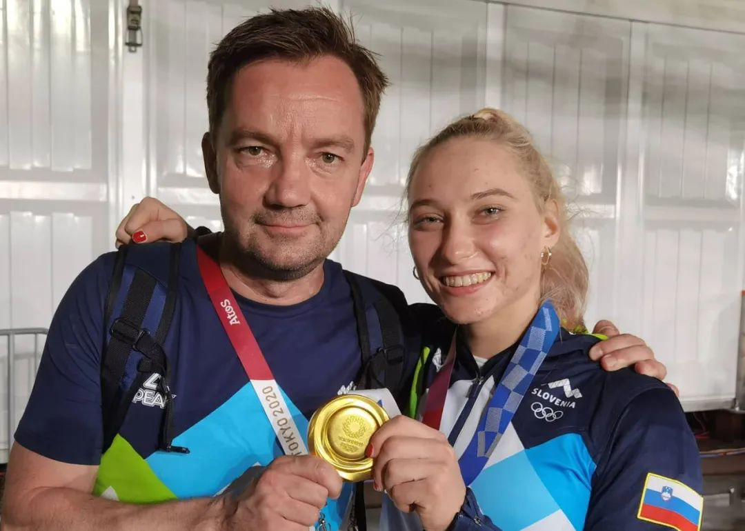 粉丝眼里的雅典娜，对手心中的大魔王，奥运攀岩首金只是她的开始 - 知乎