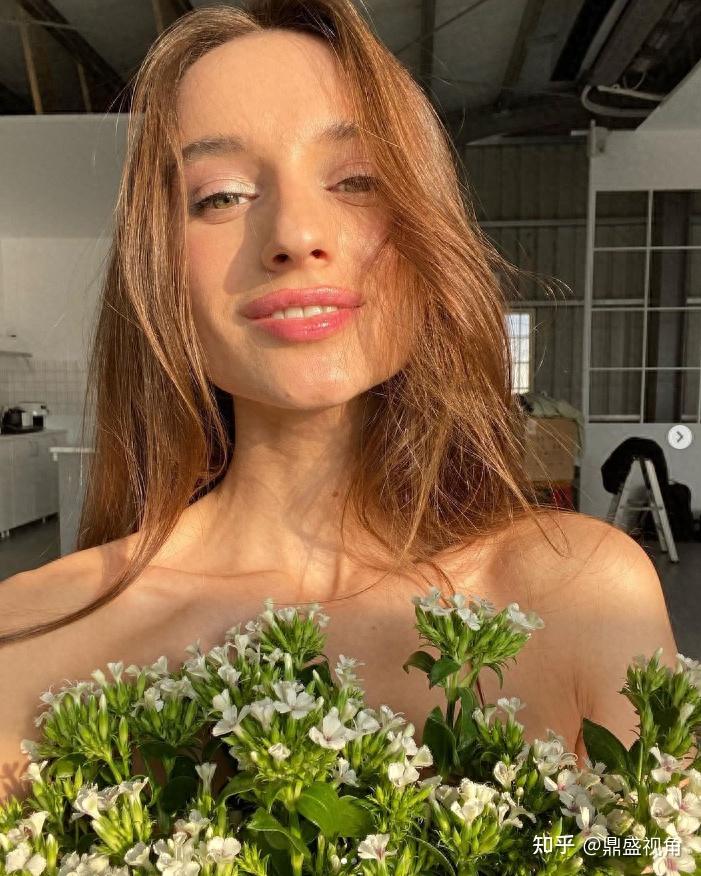 格洛丽亚·索尔(Gloria Sol)因形象赢得全球范围内认可的业界模特 - 知乎