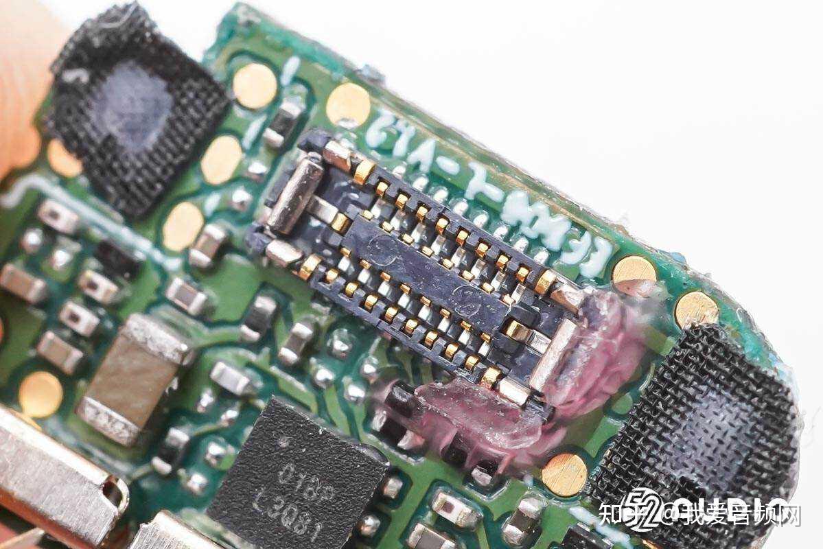 亚奇科技BTB连接器获得1MORE万魔S50采用，助力其实现模块化生产 - 知乎