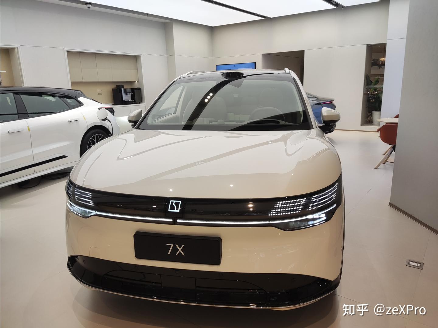 极氪7X——当小老百姓遇到加钱居士 - 知乎