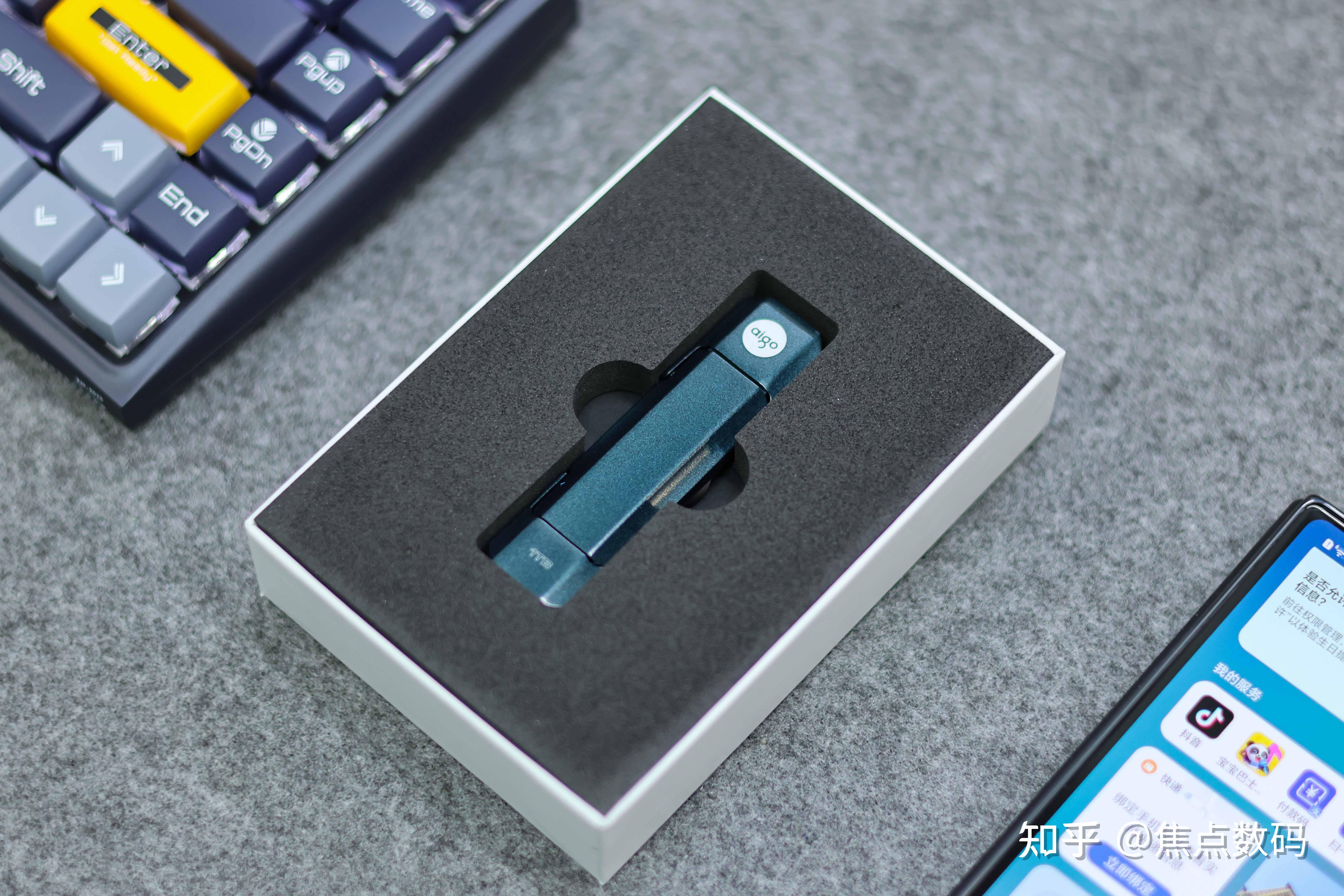 市售唯一双接口且速度过千兆的固态盘，aigo U397超高速固态盘评测 - 知乎