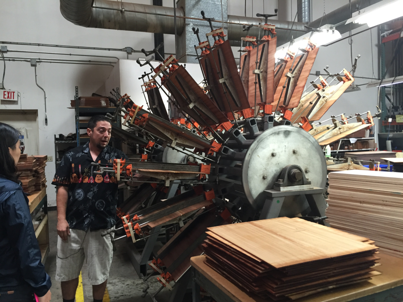 【独家】探秘世界著名吉他品牌Taylor工厂，反观令人惊叹的美国制造业 - 知乎