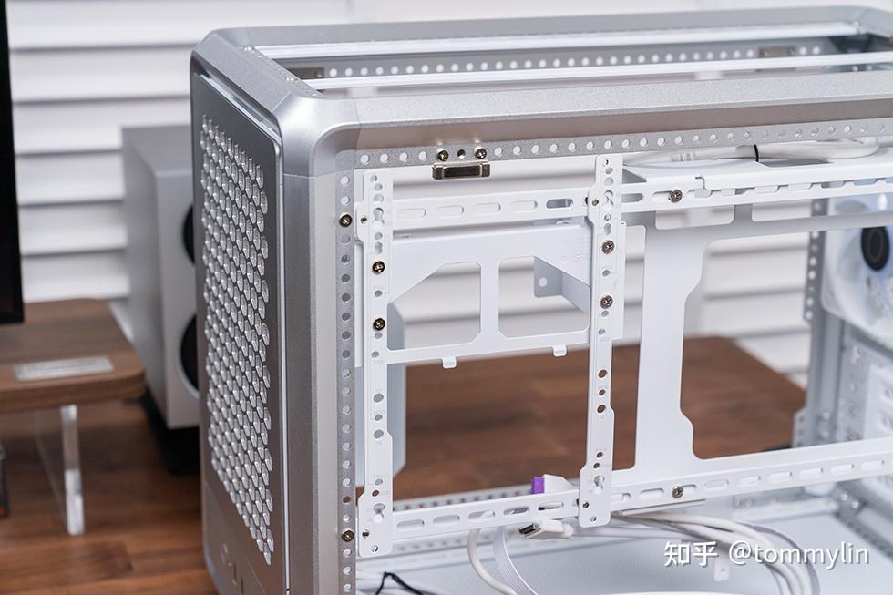 模组化MTAX典范，酷冷至尊 MasterFrame 400 Mesh 装机展示 - 知乎