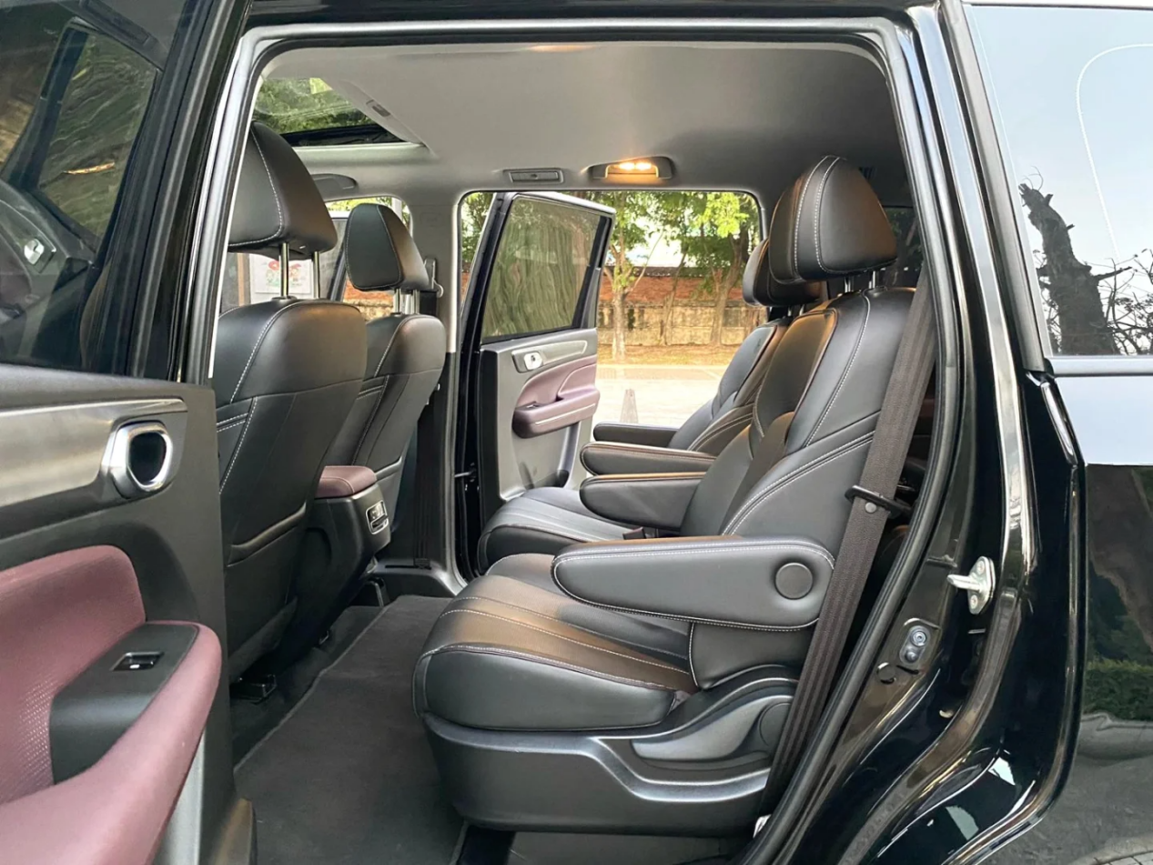 越开越上头！10w级MPV选它不后悔 - 知乎