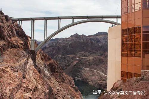 Blood, Concrete, and Dynamite – Building the Hoover Dam - 知乎