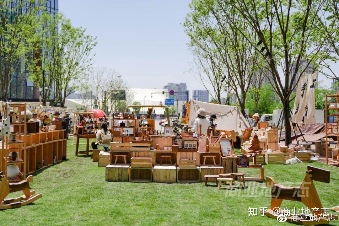 CRR百图斩｜麓湖商业再上新，这次是⼀座全新森系社交场 - 知乎