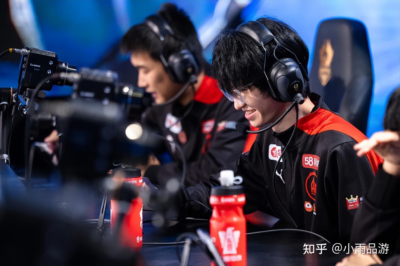 RW侠零封KSG豪取五连胜，AG领跑A组，Hero占据C组头名 - 知乎