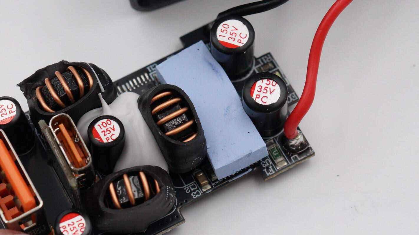 拆解报告：Baseus倍思120W 2A2C多口快充车载充电器CCBX-120C2X - 知乎