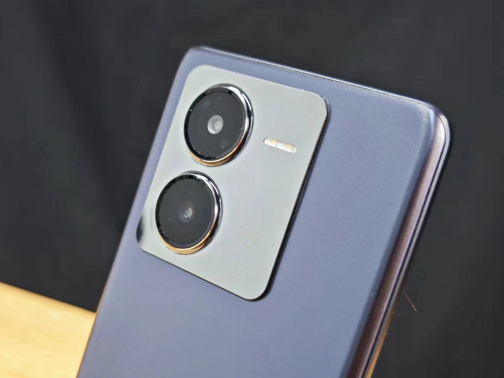 LCD永不为奴！iQOO Z8上手评测：这价格值得 - 知乎