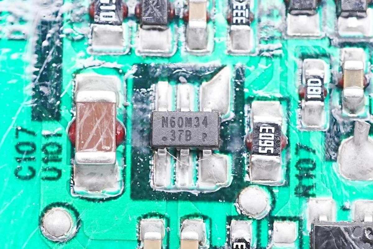 拆解报告：Honor欧陆通65W USB-C电源适配器ADT-65NS-D00 - 知乎