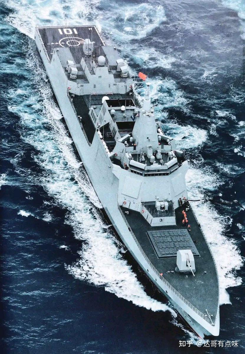 一坑四弹攻防兼备，055大驱究竟能带多少导弹？ - 知乎