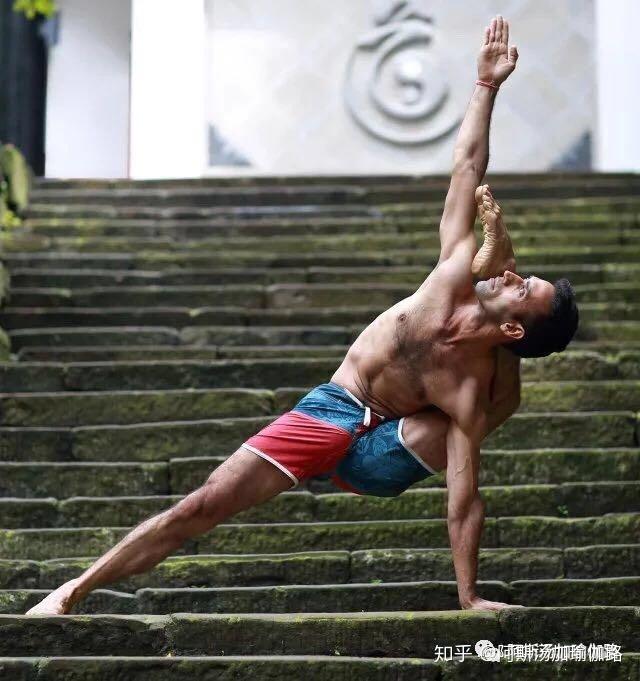 来一起认识了解阿斯汤伽的几位授权老师 - 知乎