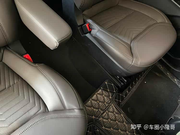 全系2.3T+10AT动力，福特探险者30.98万元起售！该怎么选？ - 知乎