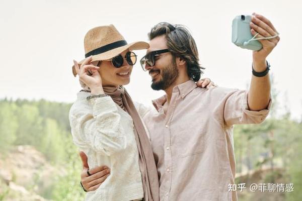 每一个好妻子都会为她的丈夫做两件事 知乎