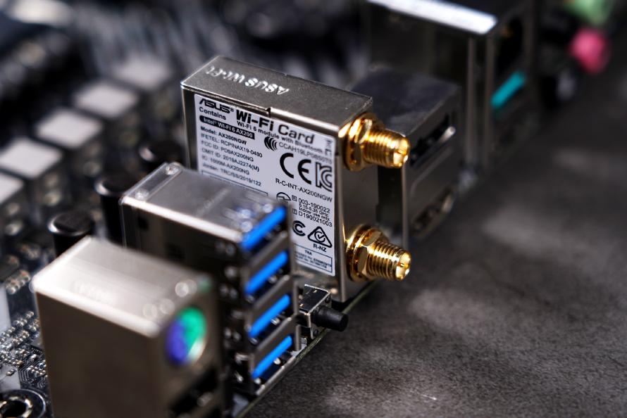 华硕TUF GAMING B550M-PLUS (WI-FI)主板评测：就是3950X也能扳扳手腕 - 知乎