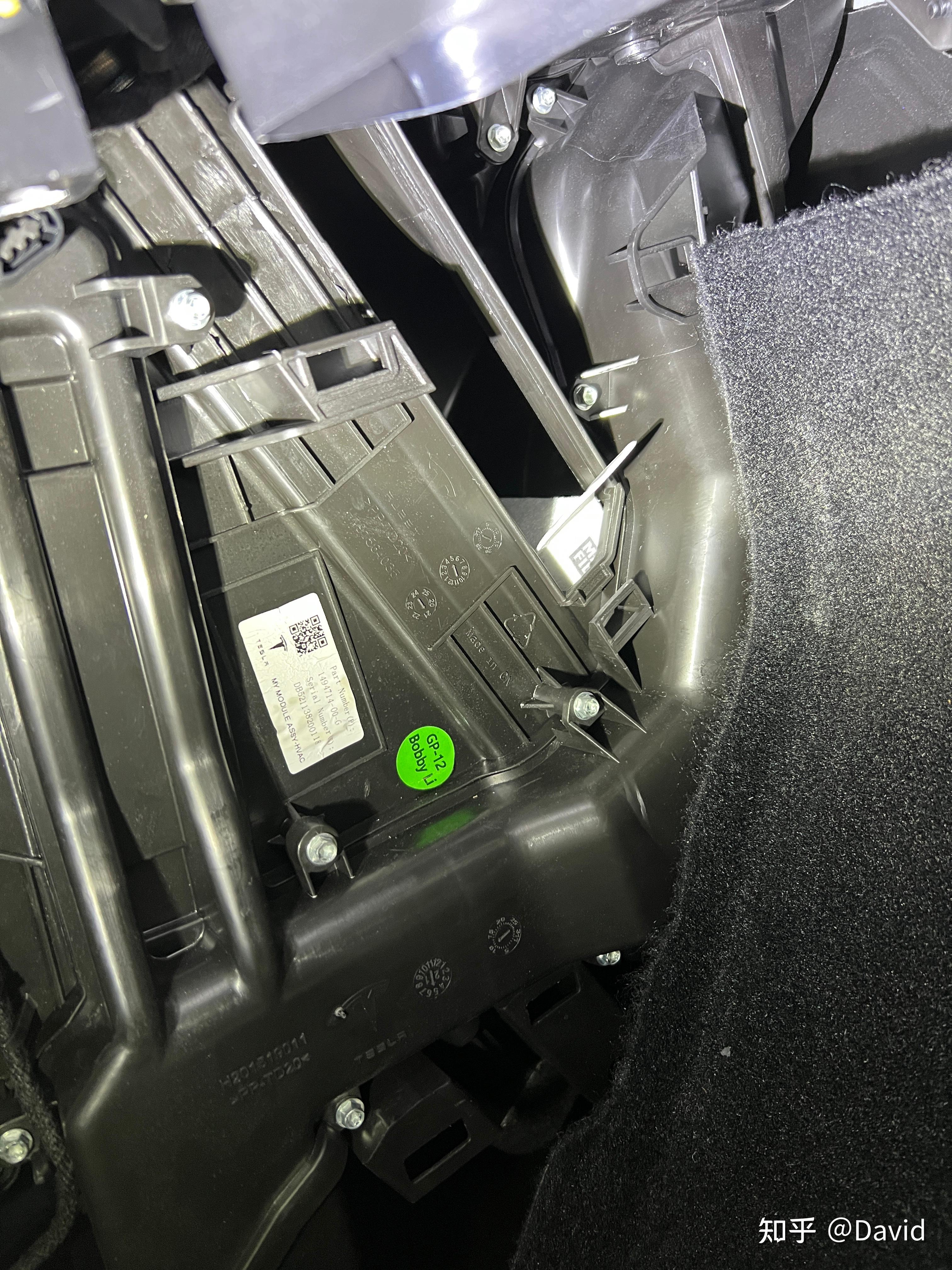 Model Y 空调滤芯更换 - 知乎