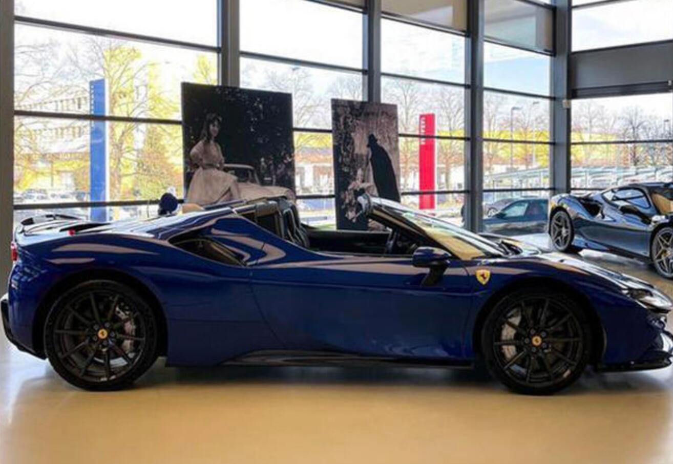 法拉利SF90 Spider实拍曝光 功率达千匹 - 知乎