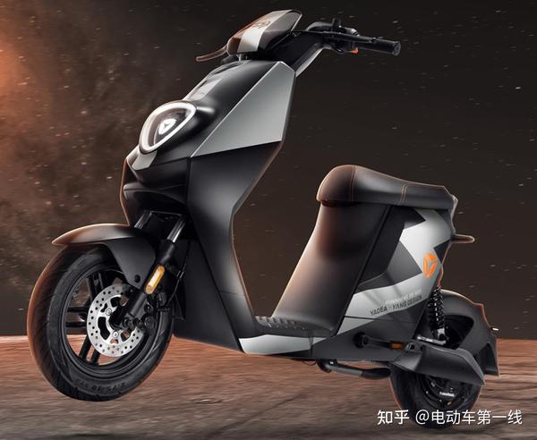 雅迪推出冠能3 S9 MAX大师版，搭载AI智慧语音，续航200公里 - 知乎