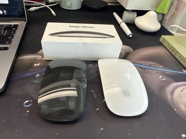 Magic Mouse黑3代对比白1代 - 知乎
