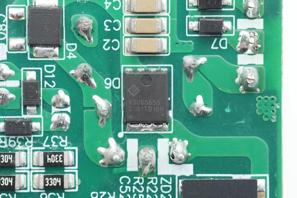 拆解报告：Pilot今翔100W 3C1A氮化镓充电器C1100 - 知乎