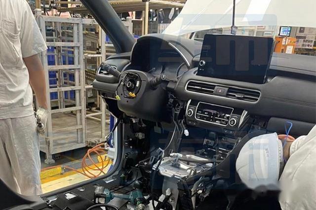 本田新冠道内饰工厂实拍！换悬浮式大屏 动力缩水 - 知乎