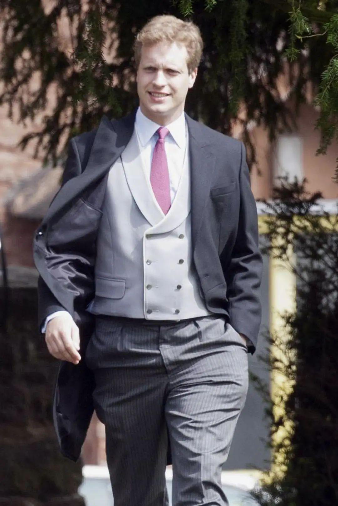 威廉参加初恋婚礼竟没带老婆! 凯特王妃前男友也在场? 王室真是太精彩了... - 知乎