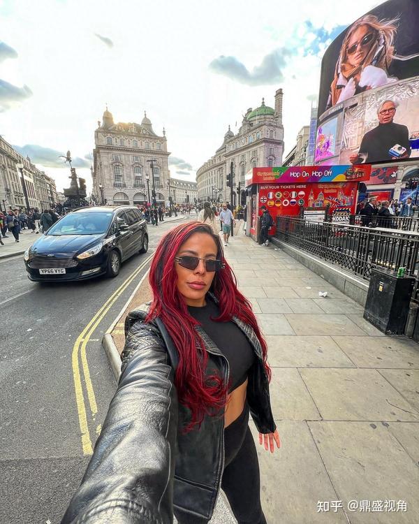 卢娜·斯塔尔(Luna Star)，来自古巴哈瓦那的业界双馨女明星 - 知乎