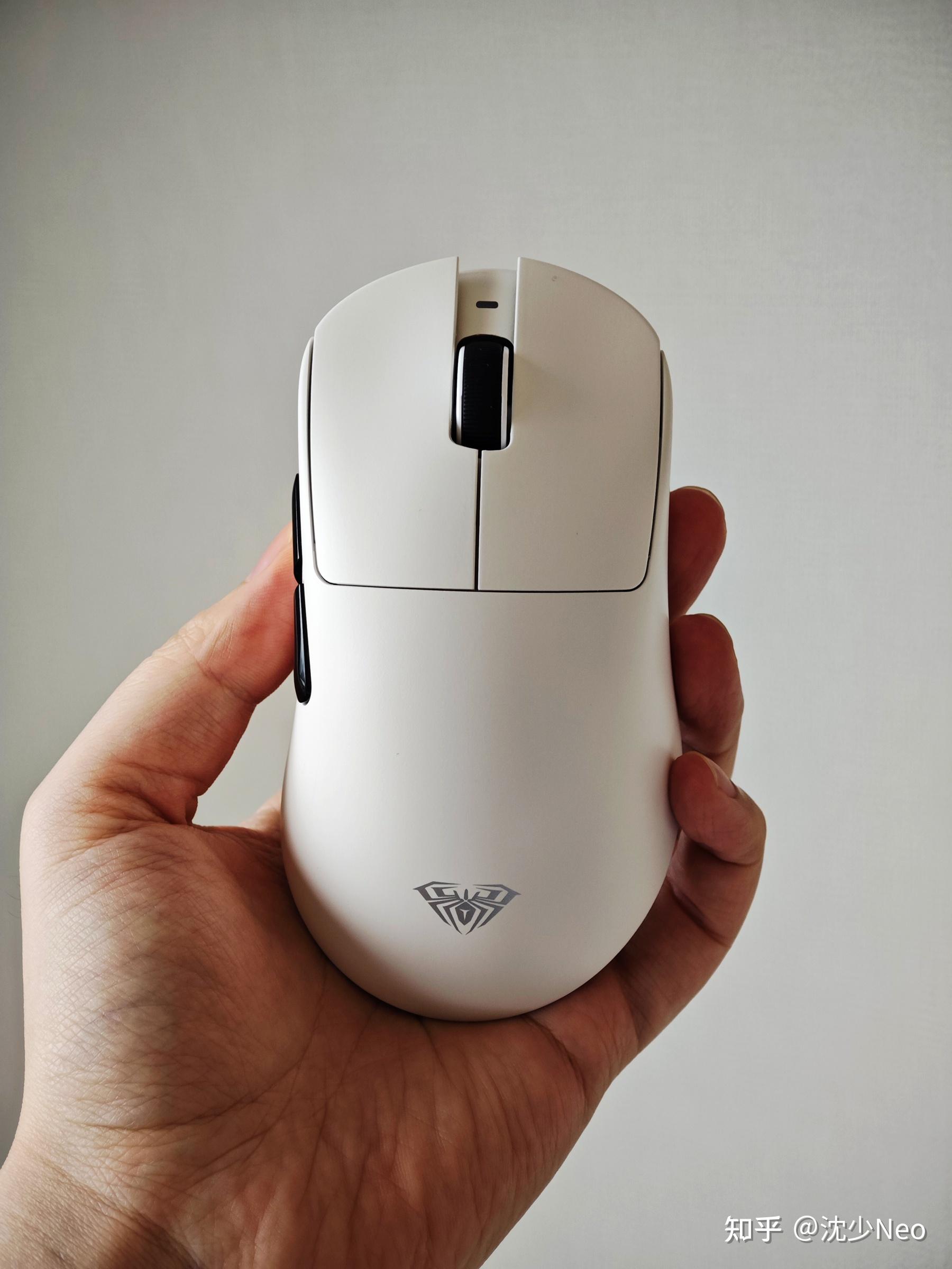 “换电”！告别电量焦虑的新解法：狼蛛SC900 Pro鼠标评测 - 知乎