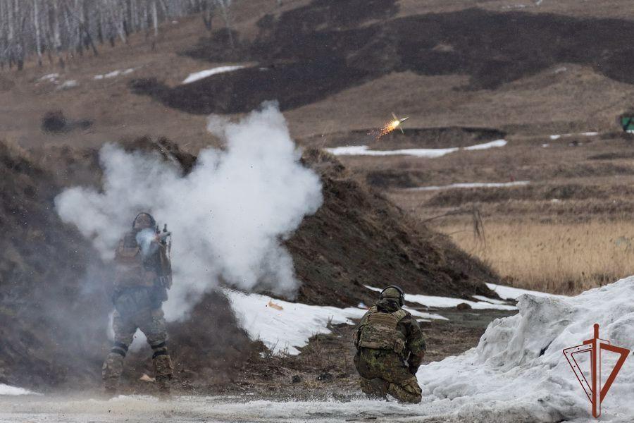 俄联邦国民警卫队的双刃—OMOH与СОБР - 知乎
