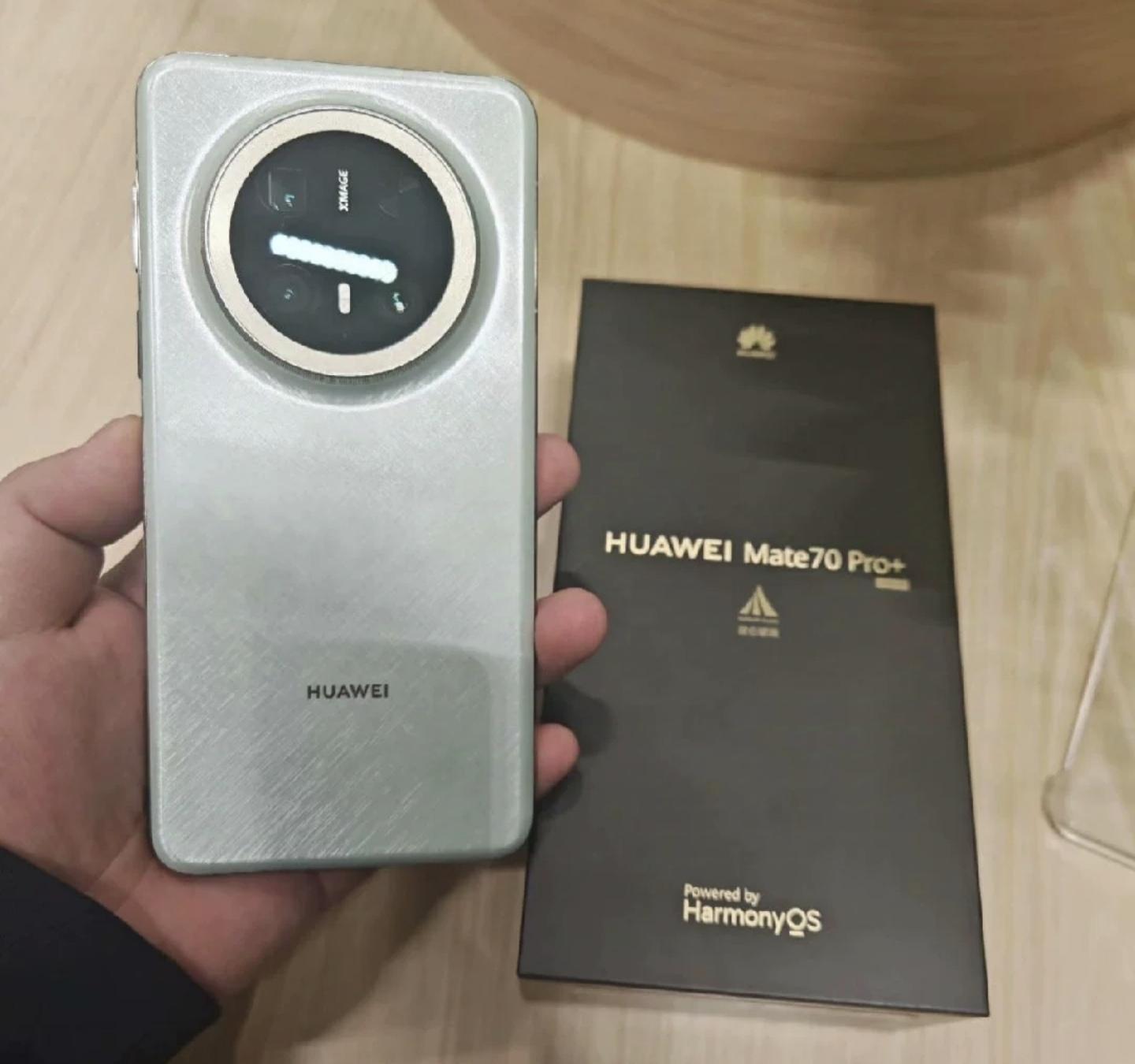 从iPhone16Pro换成华为Mate70Pro+，整个人都麻了，这体验差距到底有多大？ - 知乎