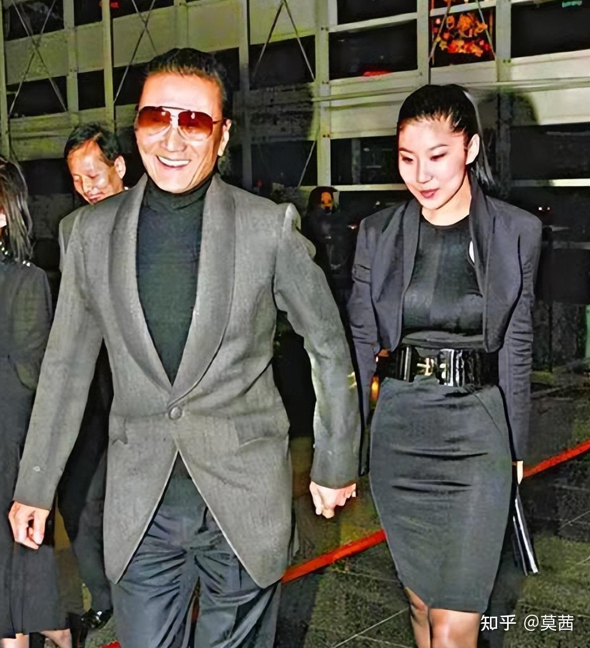 被谢贤养了13年，用青春换来2000万，如今39岁的CoCo怎么样了？ - 知乎