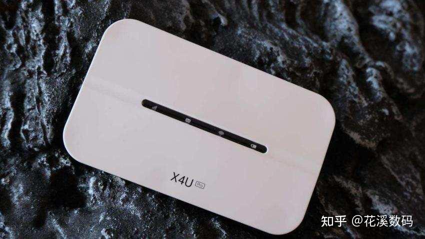 蒲公英随身WiFi：8小时续航，300G不限速月费40多