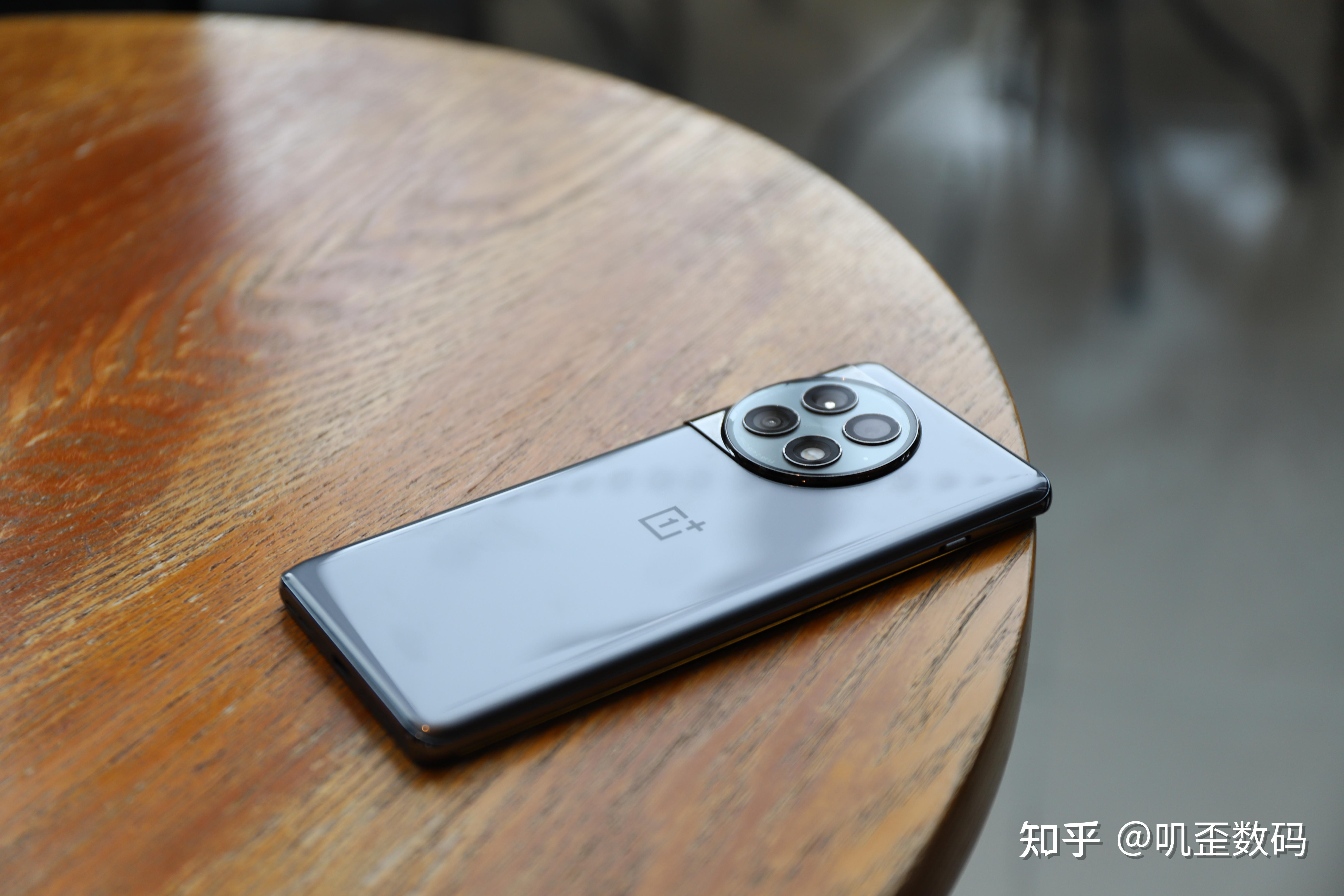 一加Ace2 Pro评测：深度体验7天之后，聊聊它的优缺点 - 知乎