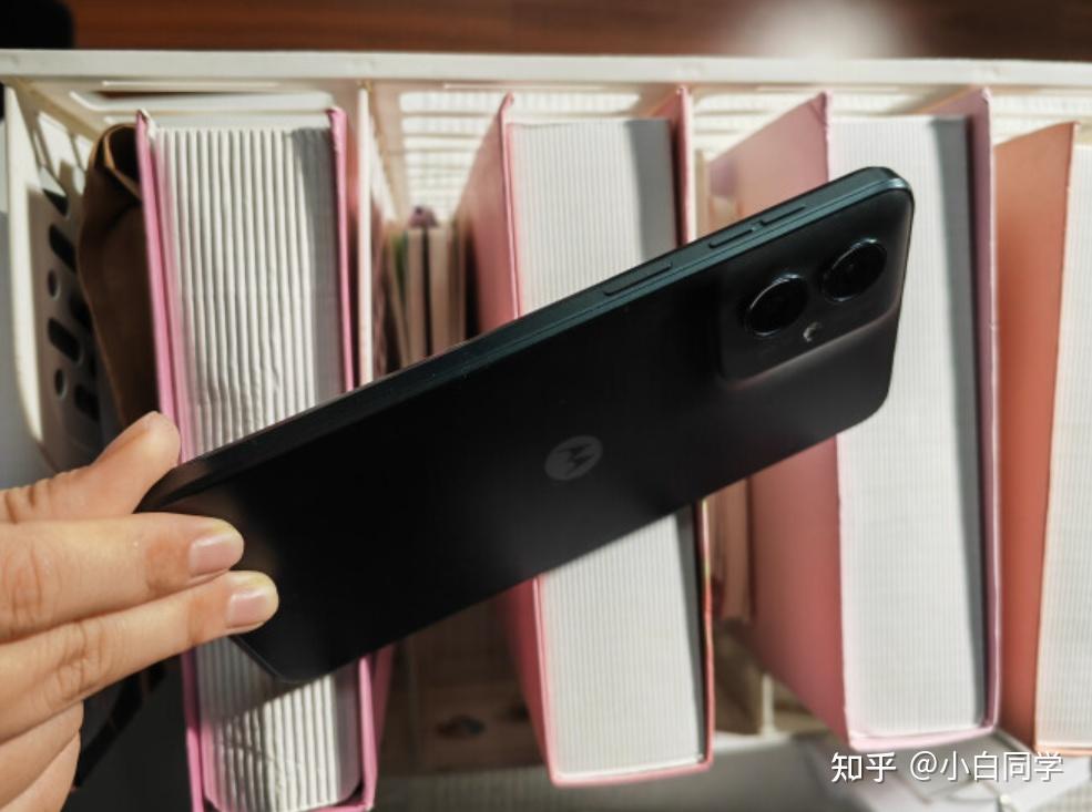 摩托罗拉g55（摩托罗拉联想moto g55）怎么样？体验5天优缺点测评