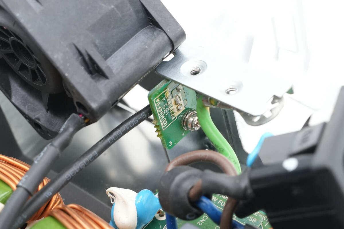 拆解报告：DELL戴尔495W白金牌服务器电源D495E-S0 - 知乎