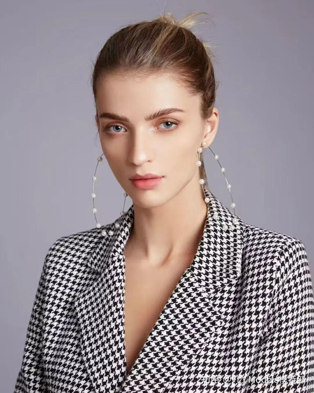 在深圳的外籍顶级名模：KSENIA - 知乎