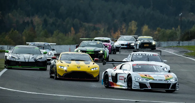 除了《F1：狂飙飞车》，这五部赛车电影，燃爆炸裂！绝对值得观看！ - 知乎