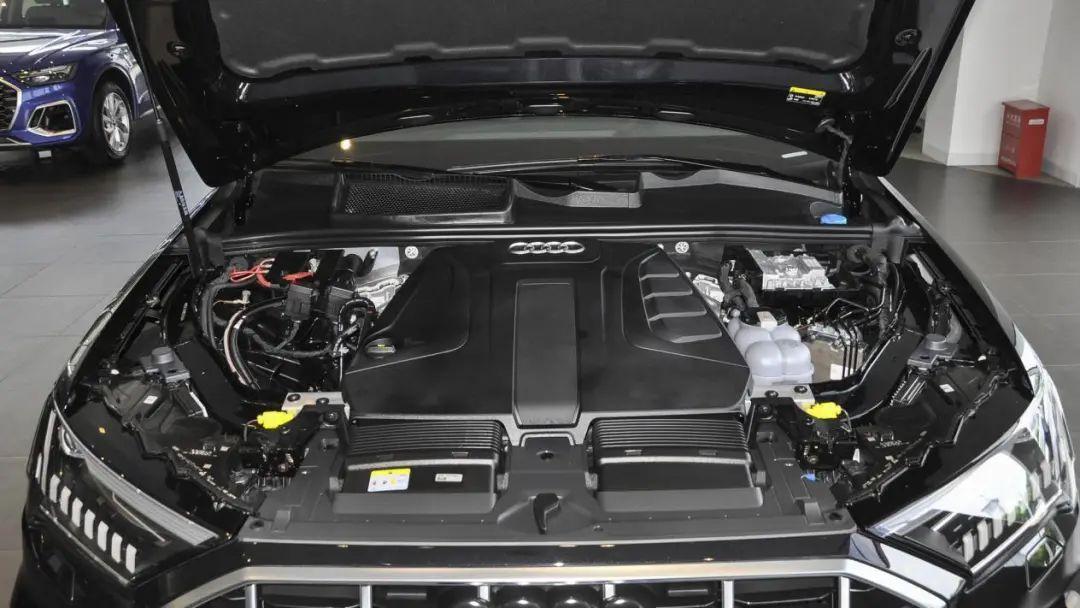 同门较量，奥迪Q6对比奥迪Q7，谁才是妥妥六边形战士？ - 知乎