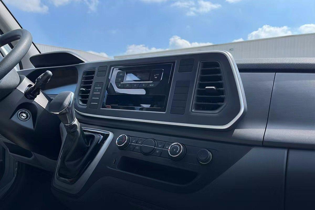 上汽大通新途V80 9AT告诉你 轻客搭载9AT有奇效！ - 知乎